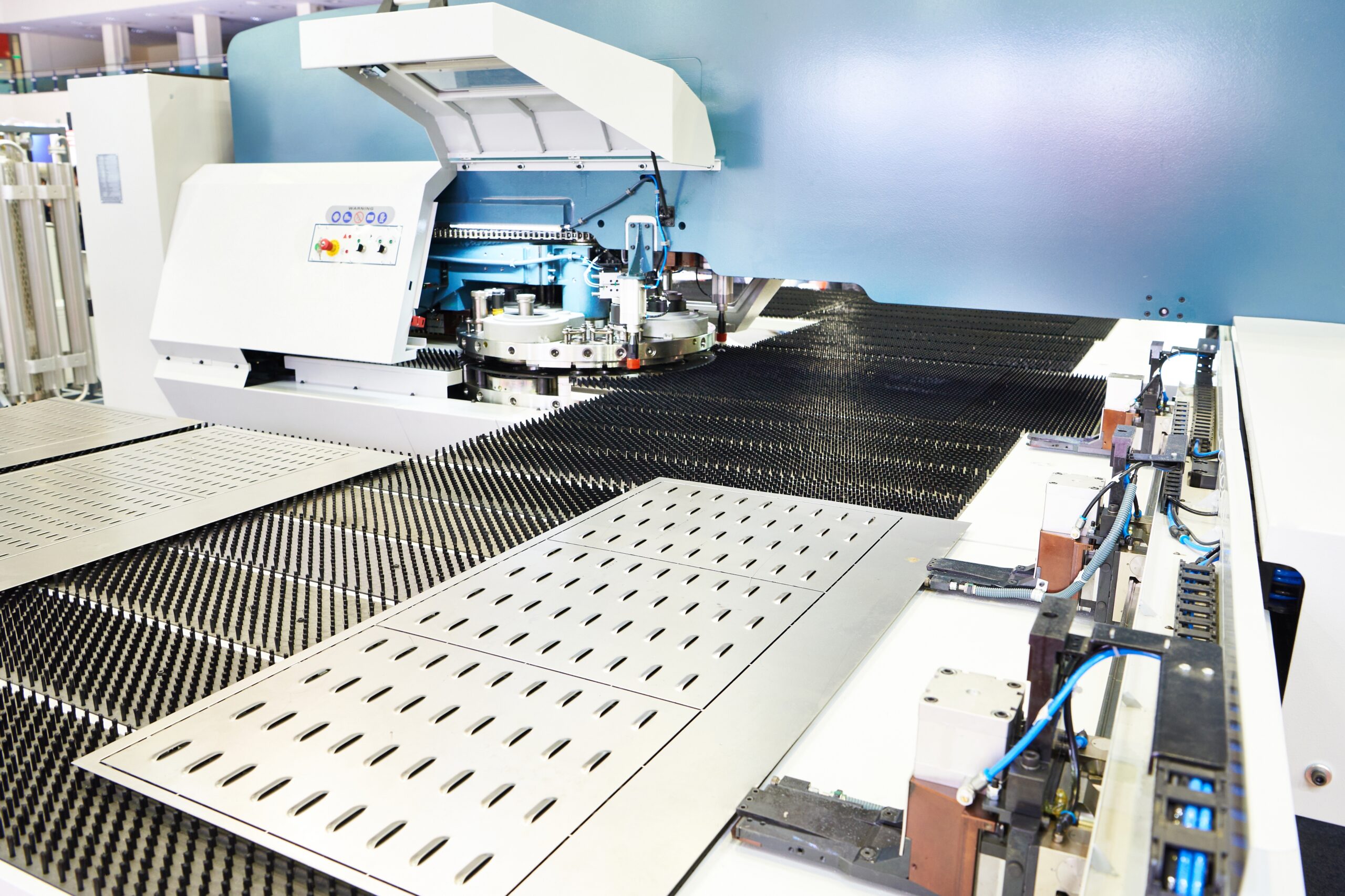 The Ultimate Guide to Turret Punch Machines